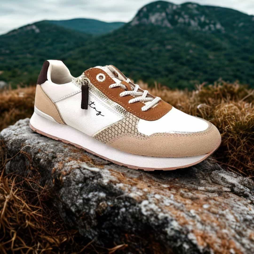 ADQUIERE LA BOTA PARA NIÑA DE CONGUITOS COSH 264024
